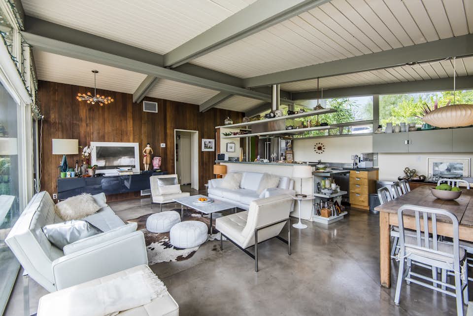 Photo 3 of 10 in The Gross House by A. Quincy Jones Hits the Market For ...