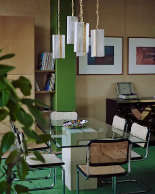 A Bella Freud-Designed London Apartment With a Glamorous '70s Vibe ...