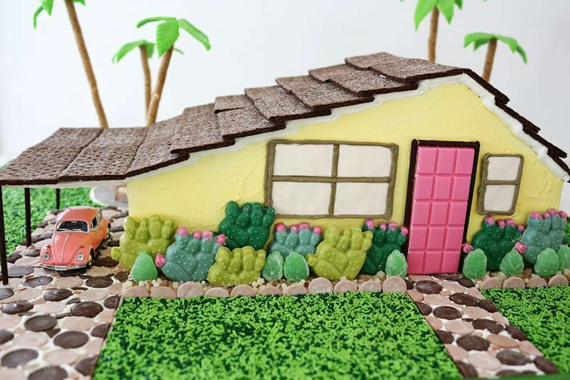 14 Architectural Gingerbread Houses That Are Definitely Not Cookie ...