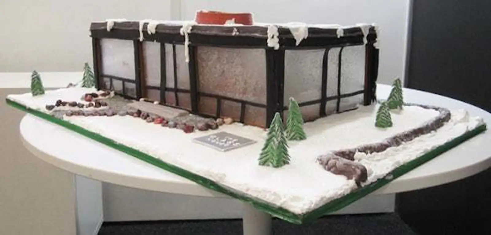 14 Architectural Gingerbread Houses That Are Definitely Not Cookie ...
