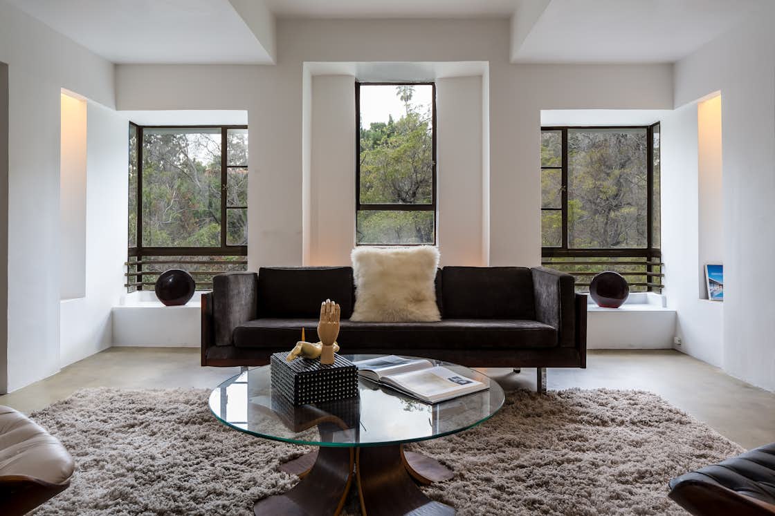 Photo 8 of 17 in Lloyd Wright's Iconic Samuel-Novarro House Lists For ...