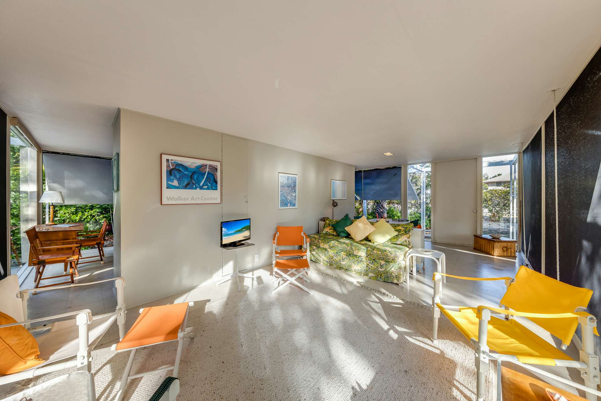 Photo 3 of 13 in Paul Rudolph’s Walker Guest House Needs a New Owner ...