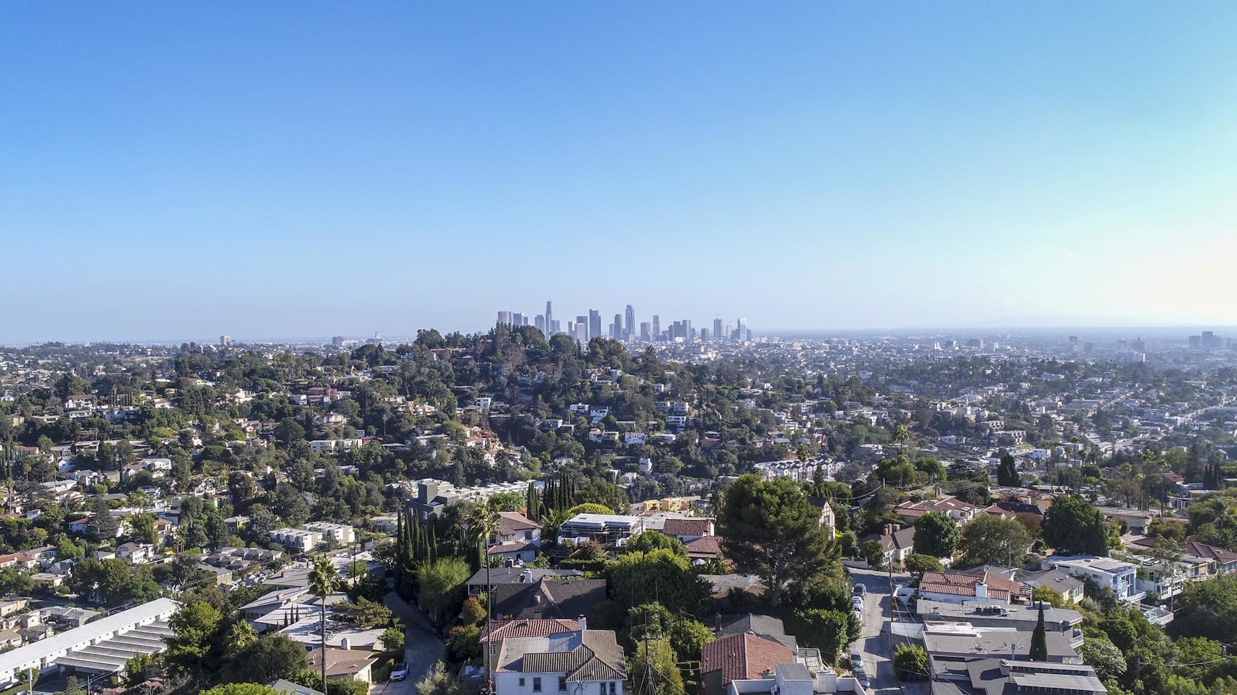 Joseph Gordon-Levitt's Vintage 1940s Ranch House Lists For $3.85M - Dwell