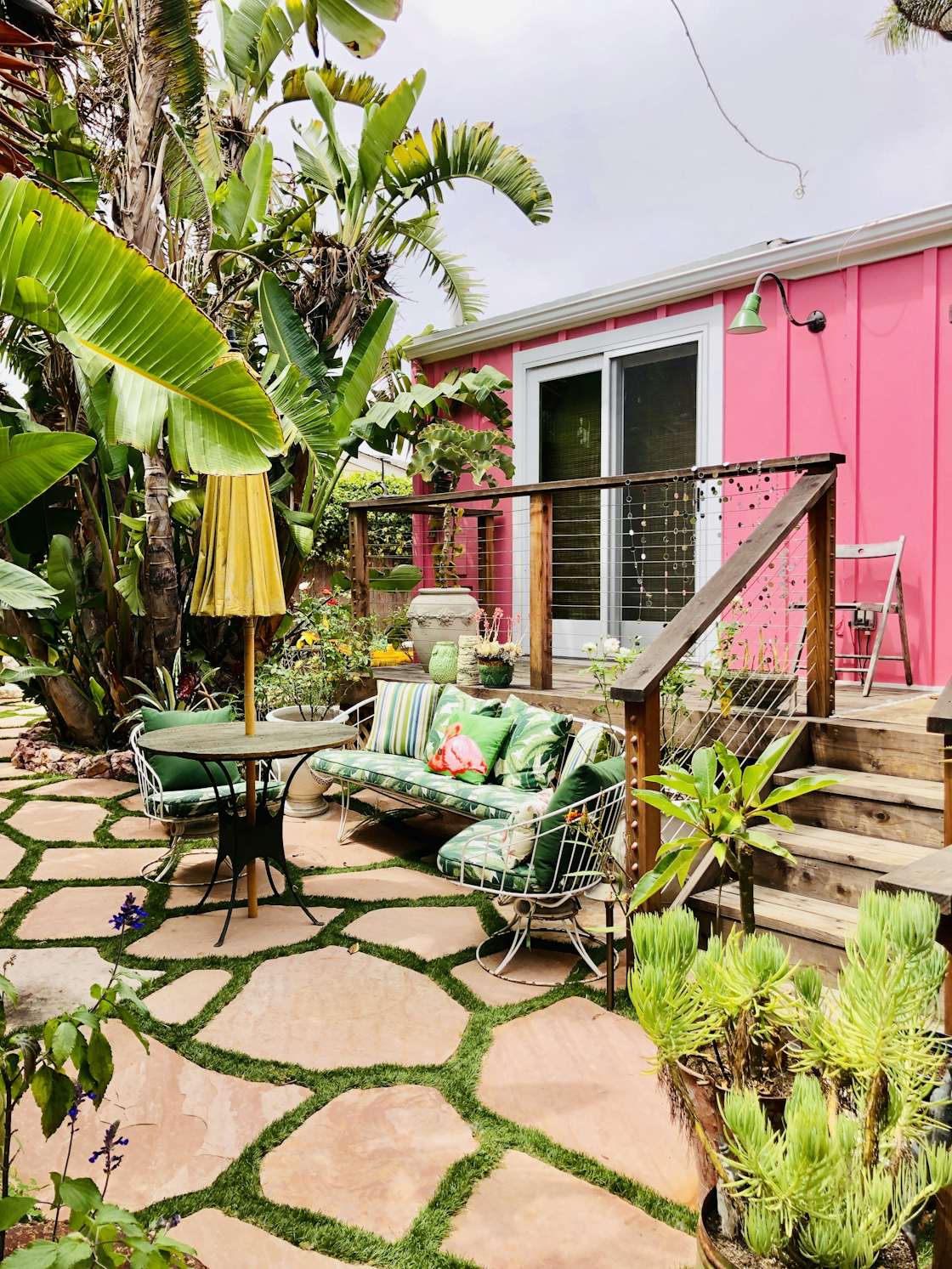 Photo 6 of 9 in Fashion Icon Betsey Johnson Lists Her Hot Pink Mobile ...