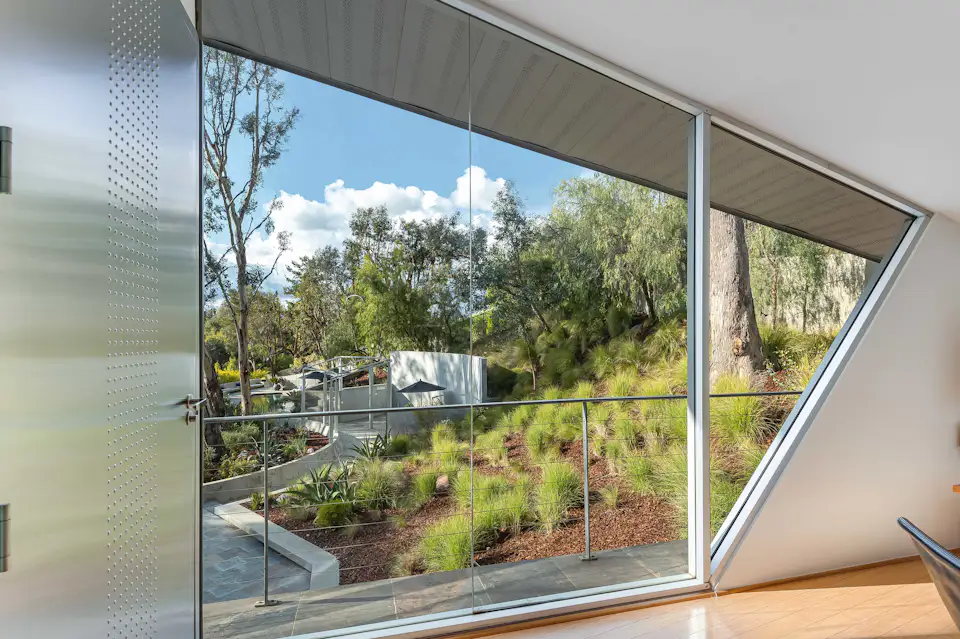 Photo 11 of 18 in Surfer-Architect Harry Gesner’s Futuristic Triangle ...