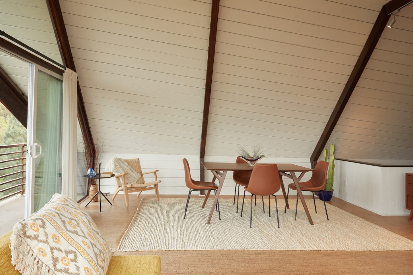 Snag One of Harry Gesner’s Boat Houses in the Hollywood Hills for $920K ...