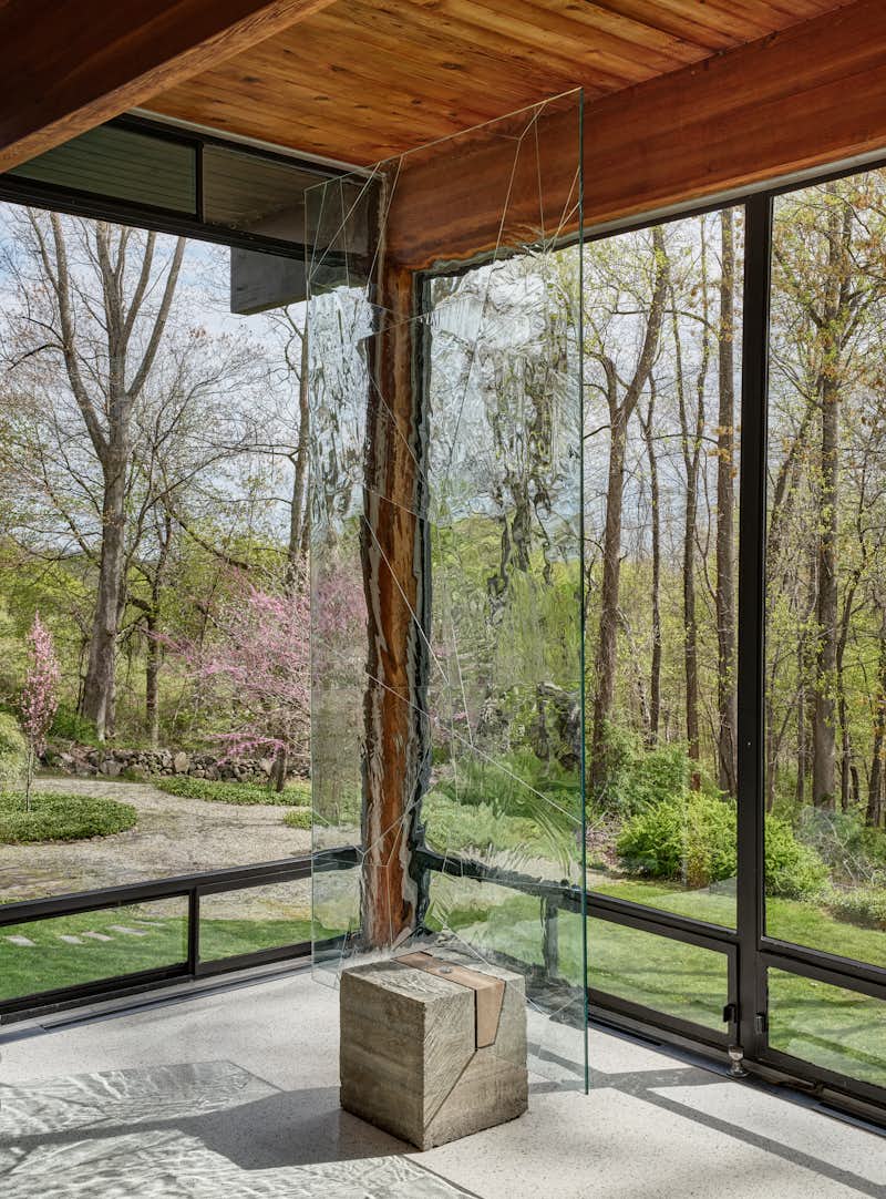 An Art Exhibition at the Gerald Luss House in New York - Dwell