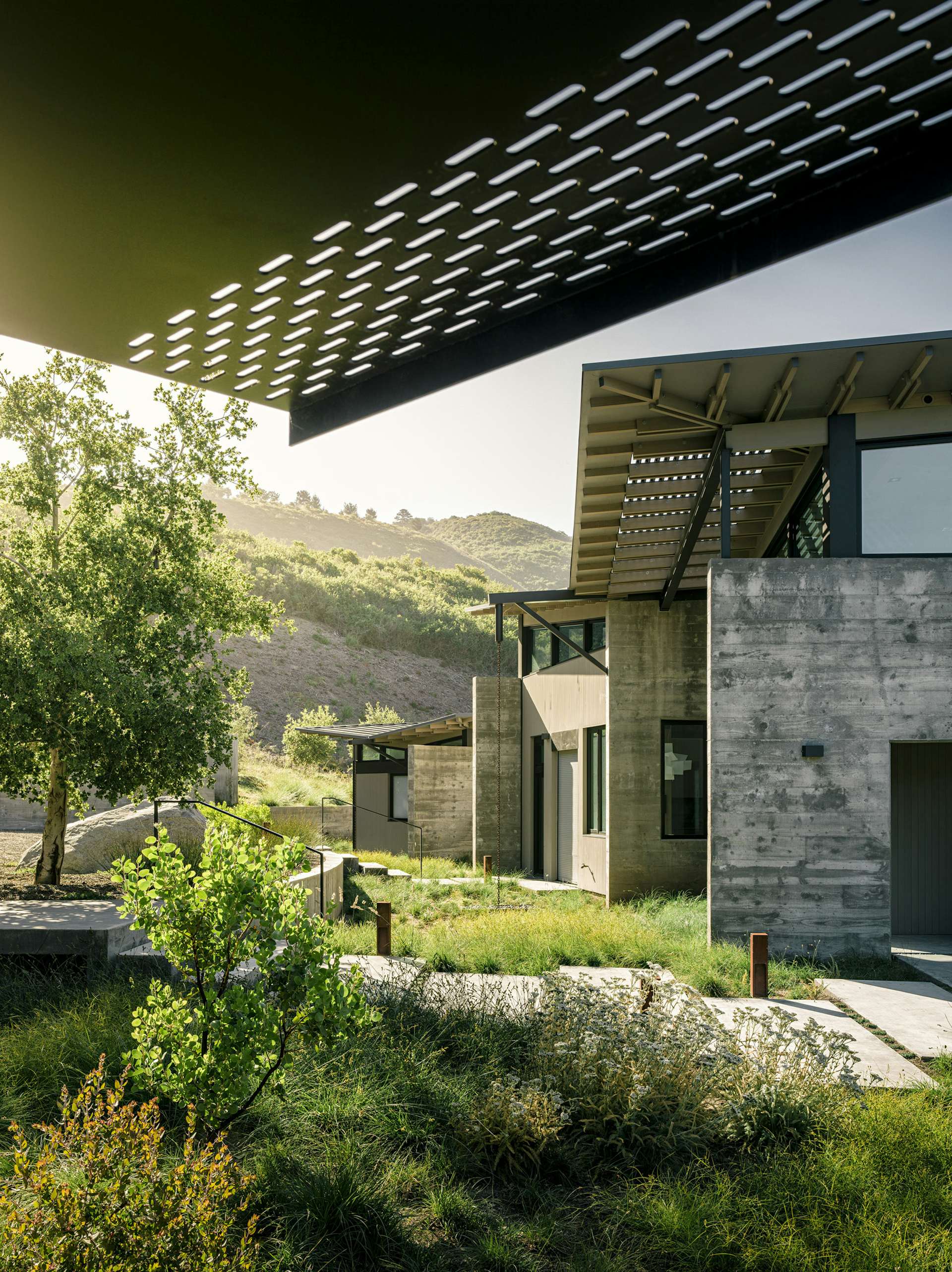 Butterfly House (11 Photos) - Dwell