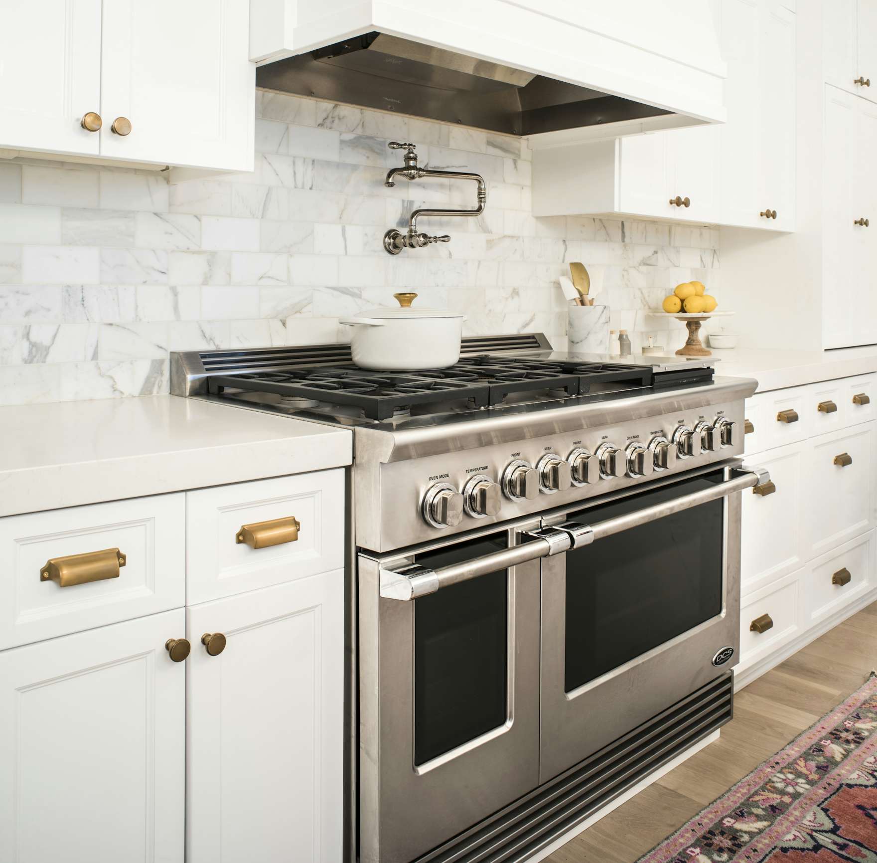 Photo 3 of 8 in An Interior Designer's Streamlined Kitchen - Dwell