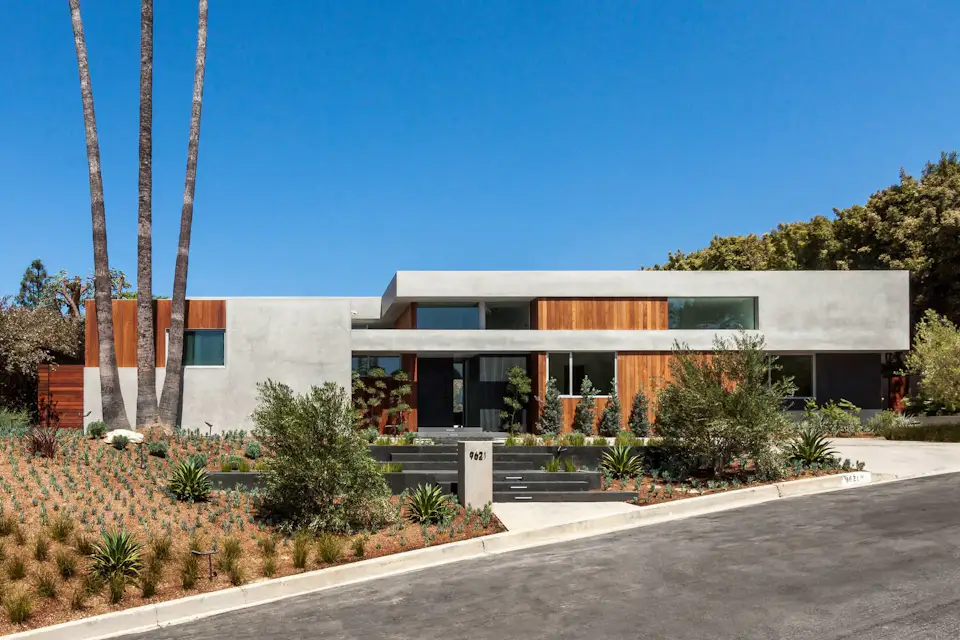 A Celeb-Worthy Home in Beverly Hills Asks $6.75M - Dwell