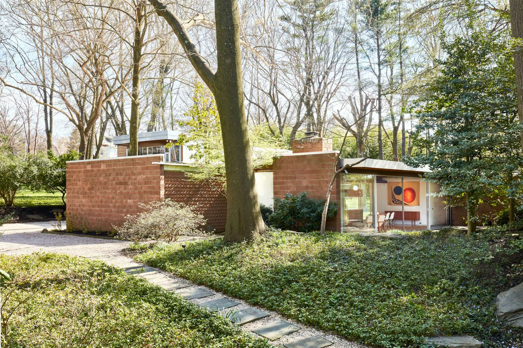 The Stunningly Restored Hassrick Residence by Richard Neutra Hits the ...