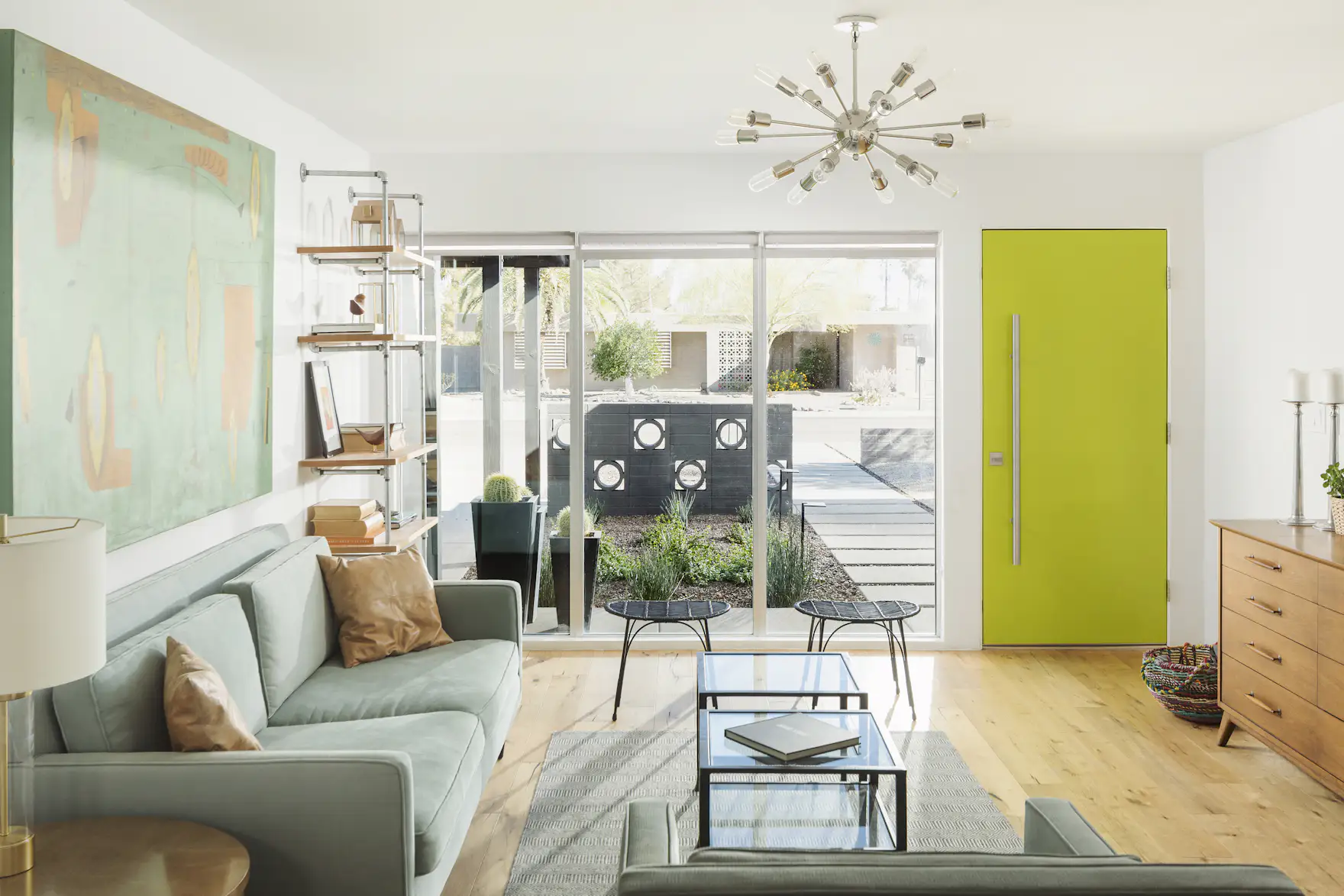 Photo 2 of 6 in Top 5 Homes of the Week With Exuberant Interiors from 1 ...