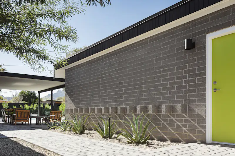 16 Modern Detached Garages That’ll Transform Your Outdoor Space - Dwell