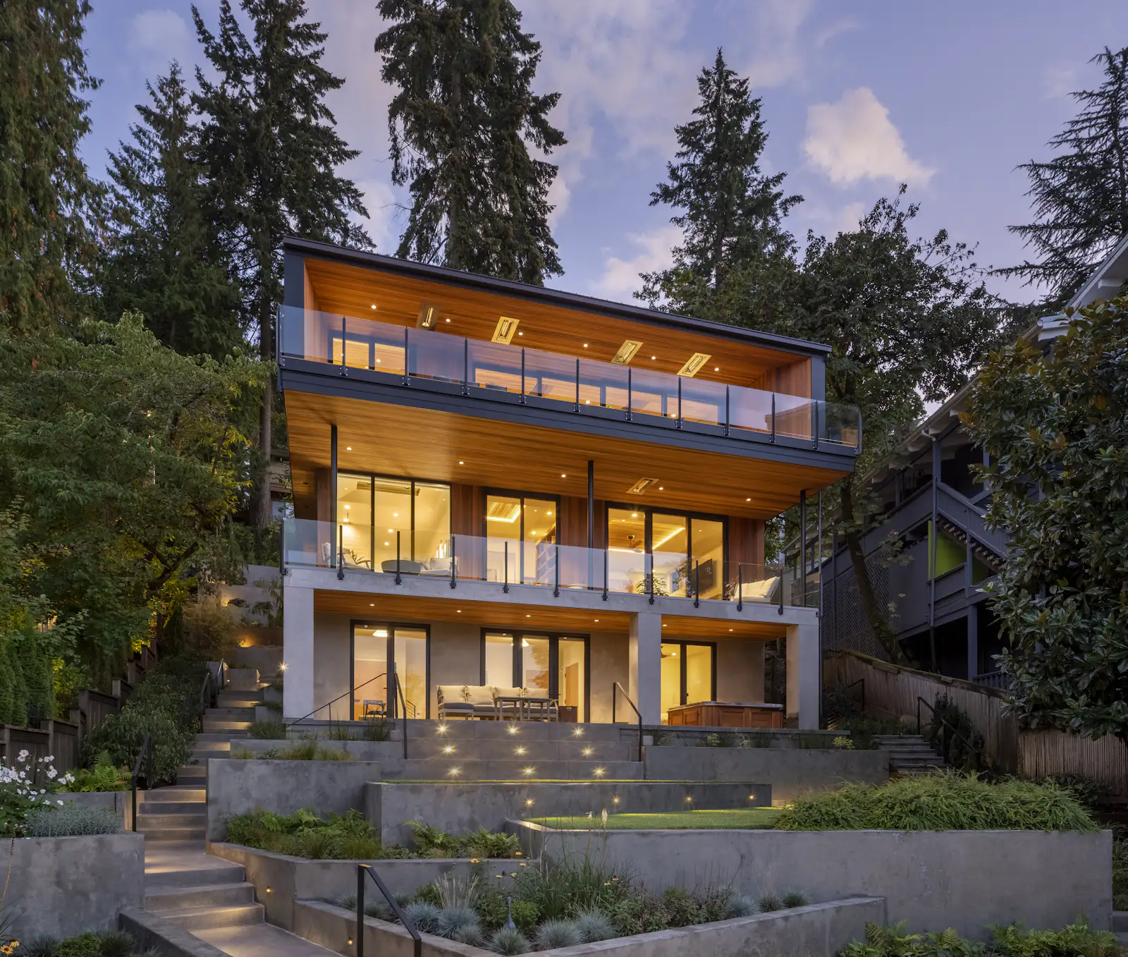 Lake Front House (19 Photos) - Dwell