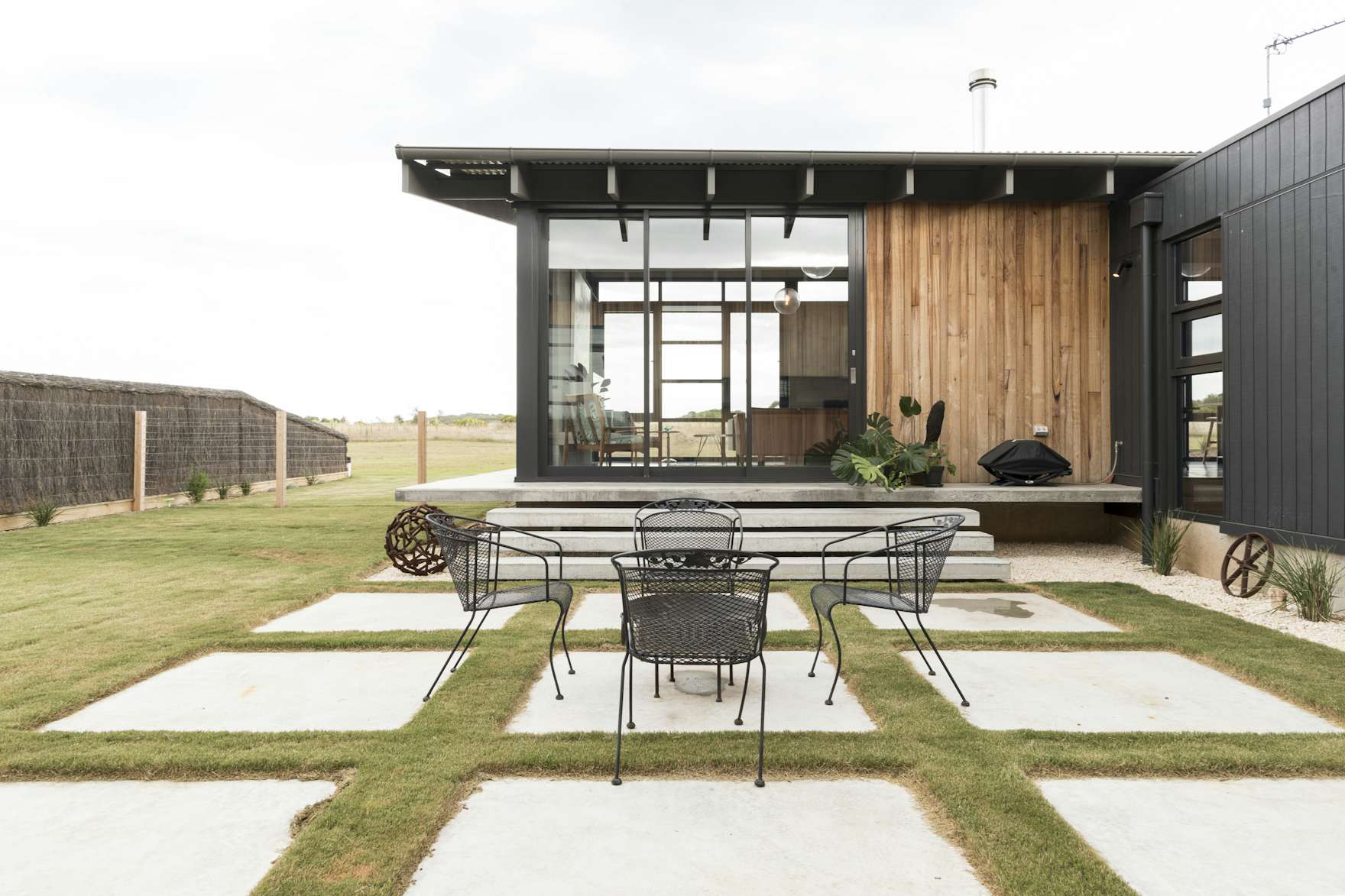 Photo 16 of 31 in The Golf Course House by Bespoke Architects - Dwell