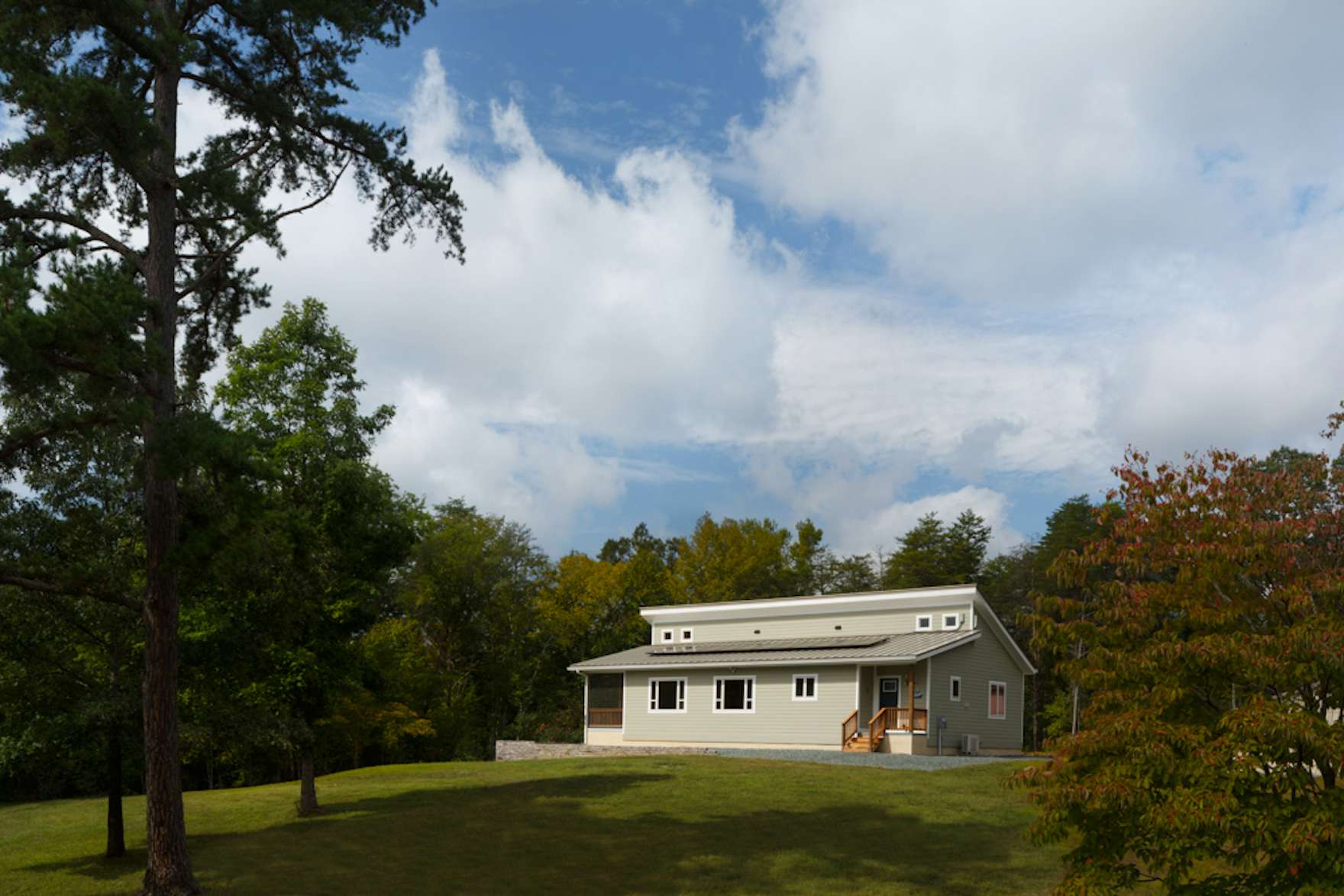 Net-Zero Prefab Home (15 Photos) - Dwell