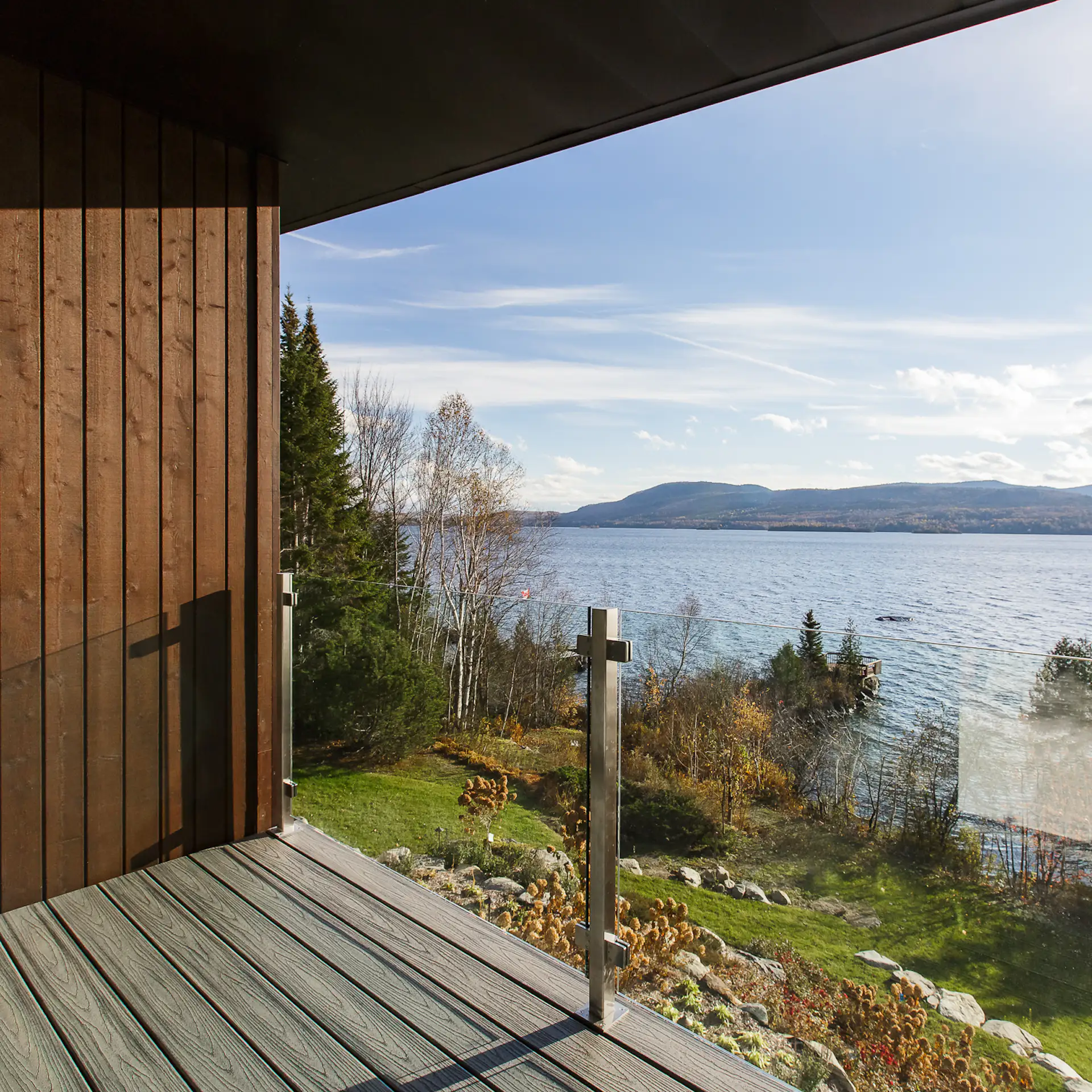 Photo 5 of 7 in Modern Lake Cabin by BONE Structure - Dwell