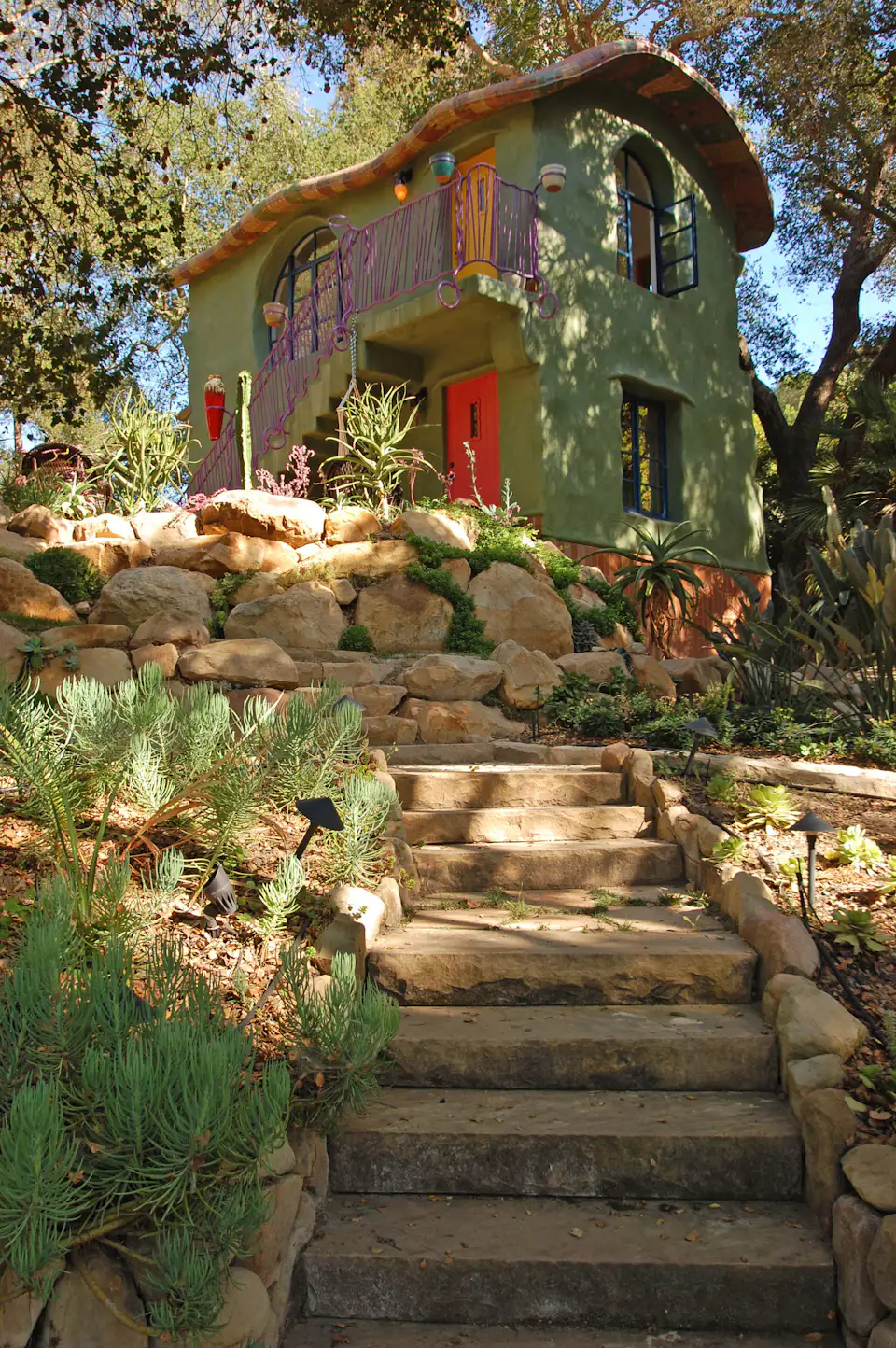 Oak Tree House (30 Photos) - Dwell