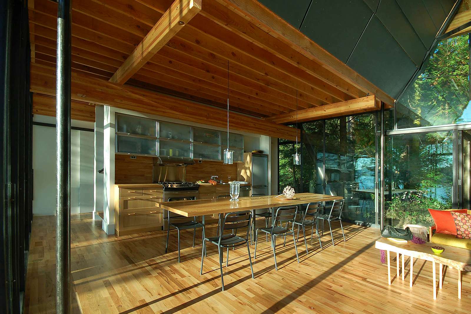 Photo 6 of 6 in Glass Cabin by Boutique - Dwell