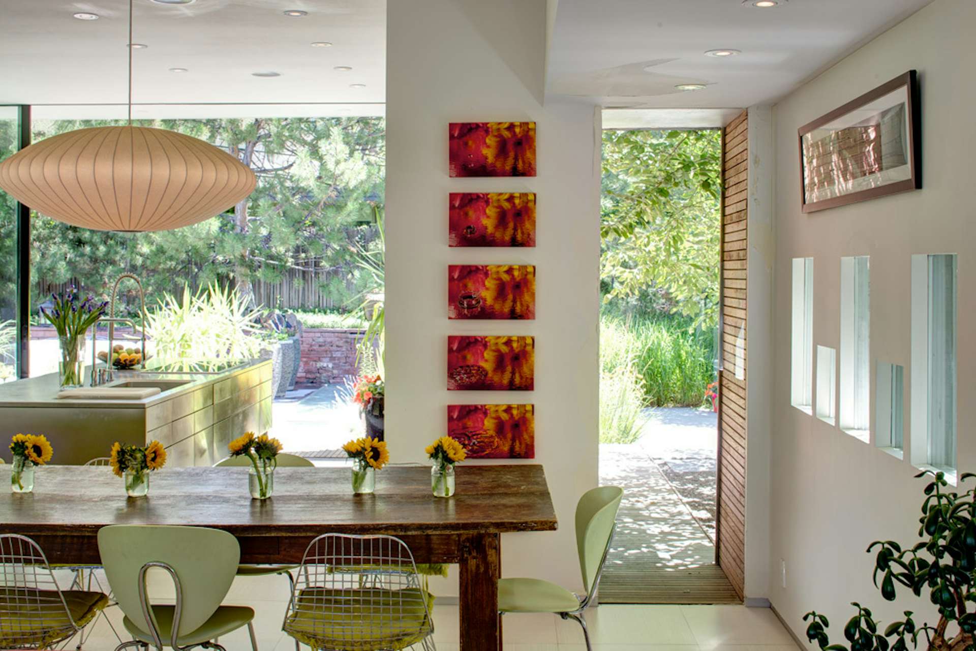 Photo 6 of 10 in Now Open: A Mid-Century Modern Gem Steps Into the 21st ...