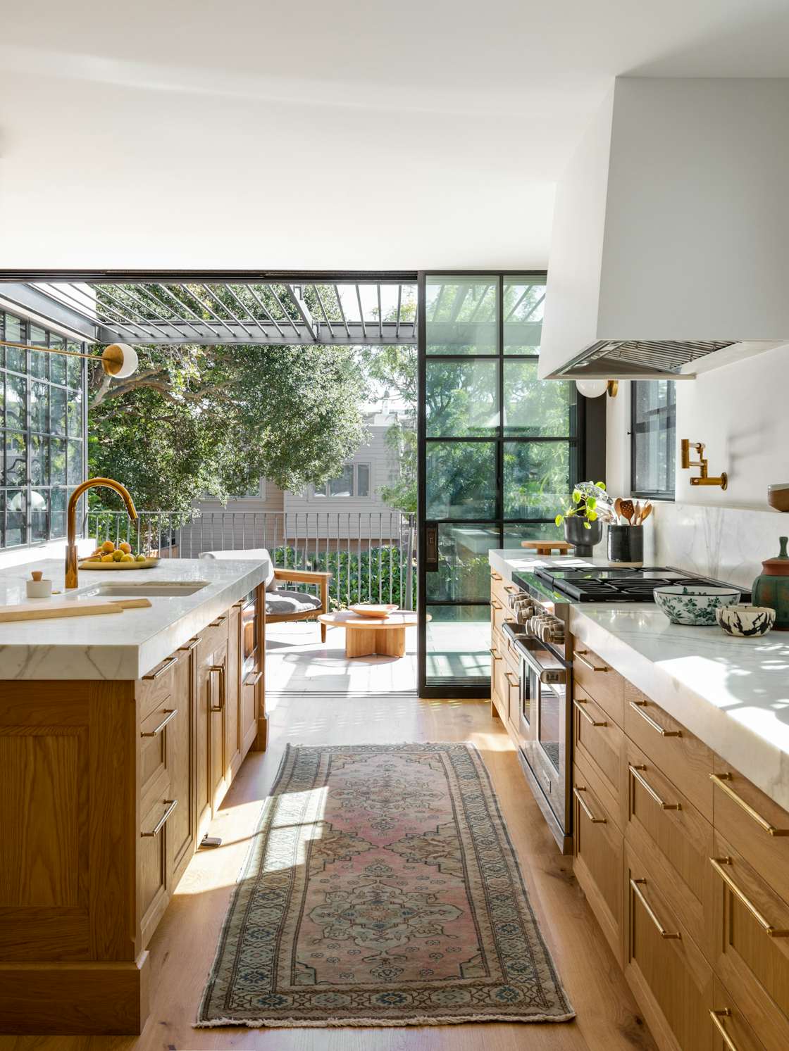 Modern Deco Hacienda (52 Photos) - Dwell