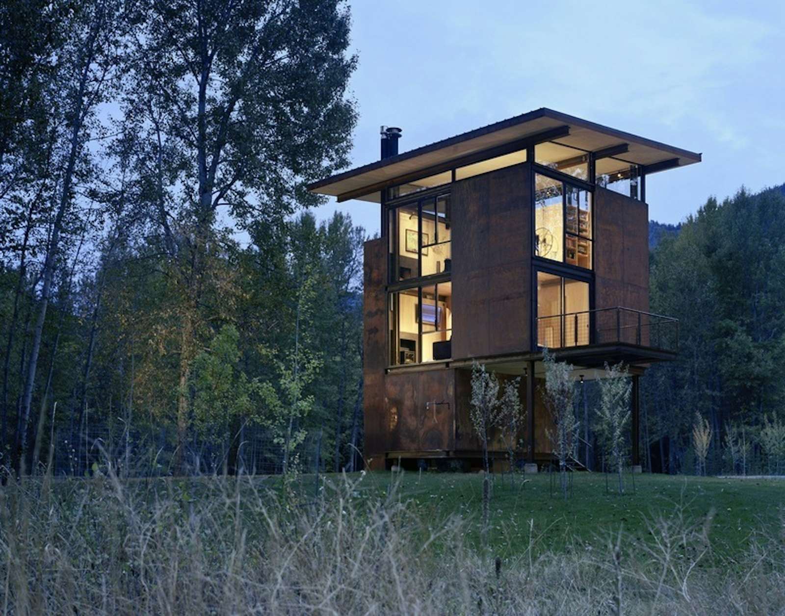 Inside Washington State's Steel Cabin On Stilts - Dwell