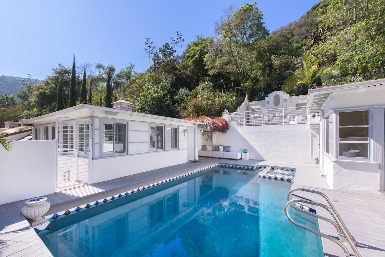 Max Ember's Art Deco Inspired Streamline Moderne (7 Photos) - Dwell