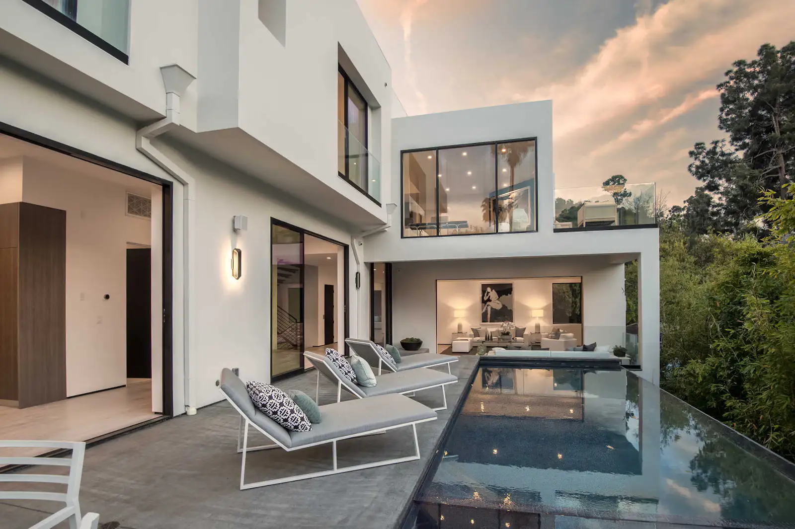 Cherokee Contemporary (11 Photos) - Dwell