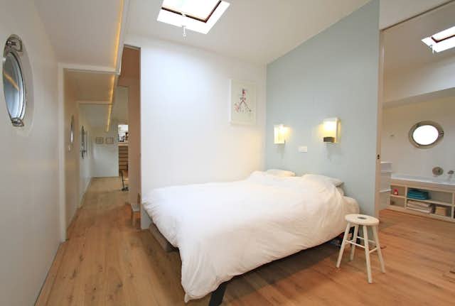 Photo 4 of 11 in Make Yourself at Home in One of These Small Spaces on ...