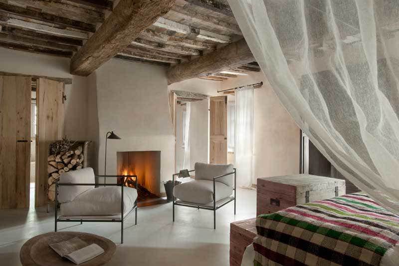 Photo 3 of 10 in Rustic Meets Modern In This Tuscan Village Boutique ...