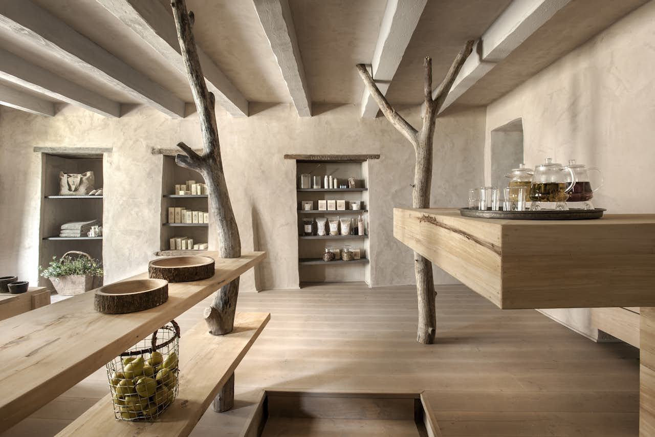 Photo 7 of 9 in A Tree-Filled Spa That Brings Warm Modernism to a 900 ...