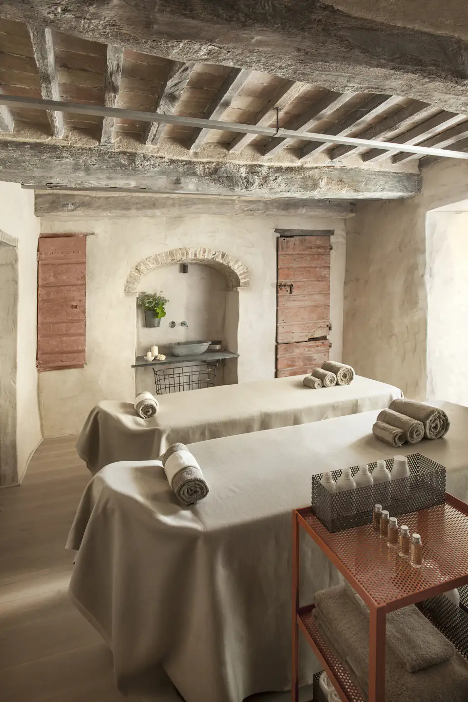 Photo 6 of 9 in A Tree-Filled Spa That Brings Warm Modernism to a 900 ...