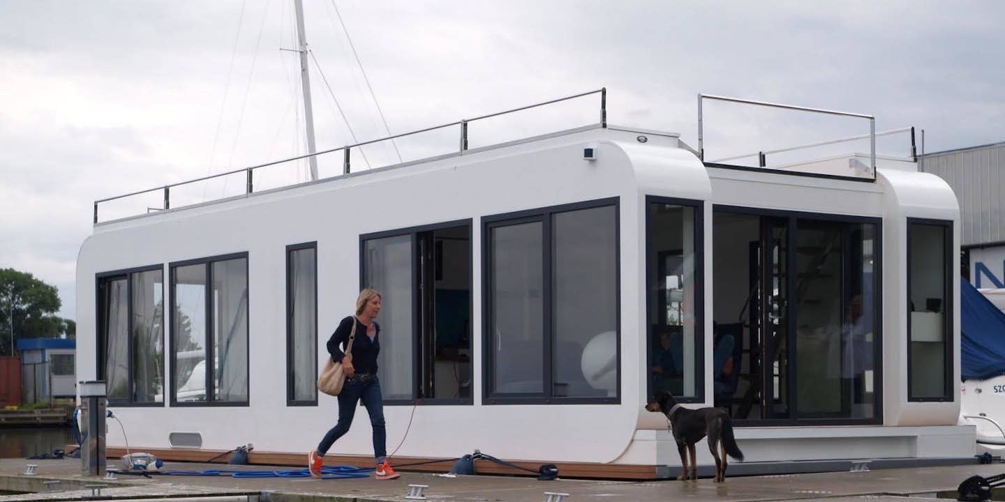 6 Modular Houseboat and Floating Home Manufacturers Around the World ...