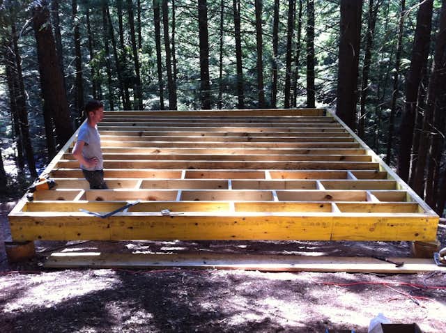 Photo 11 of 18 in A Group of Friends Build an Off-Grid Tree House in ...