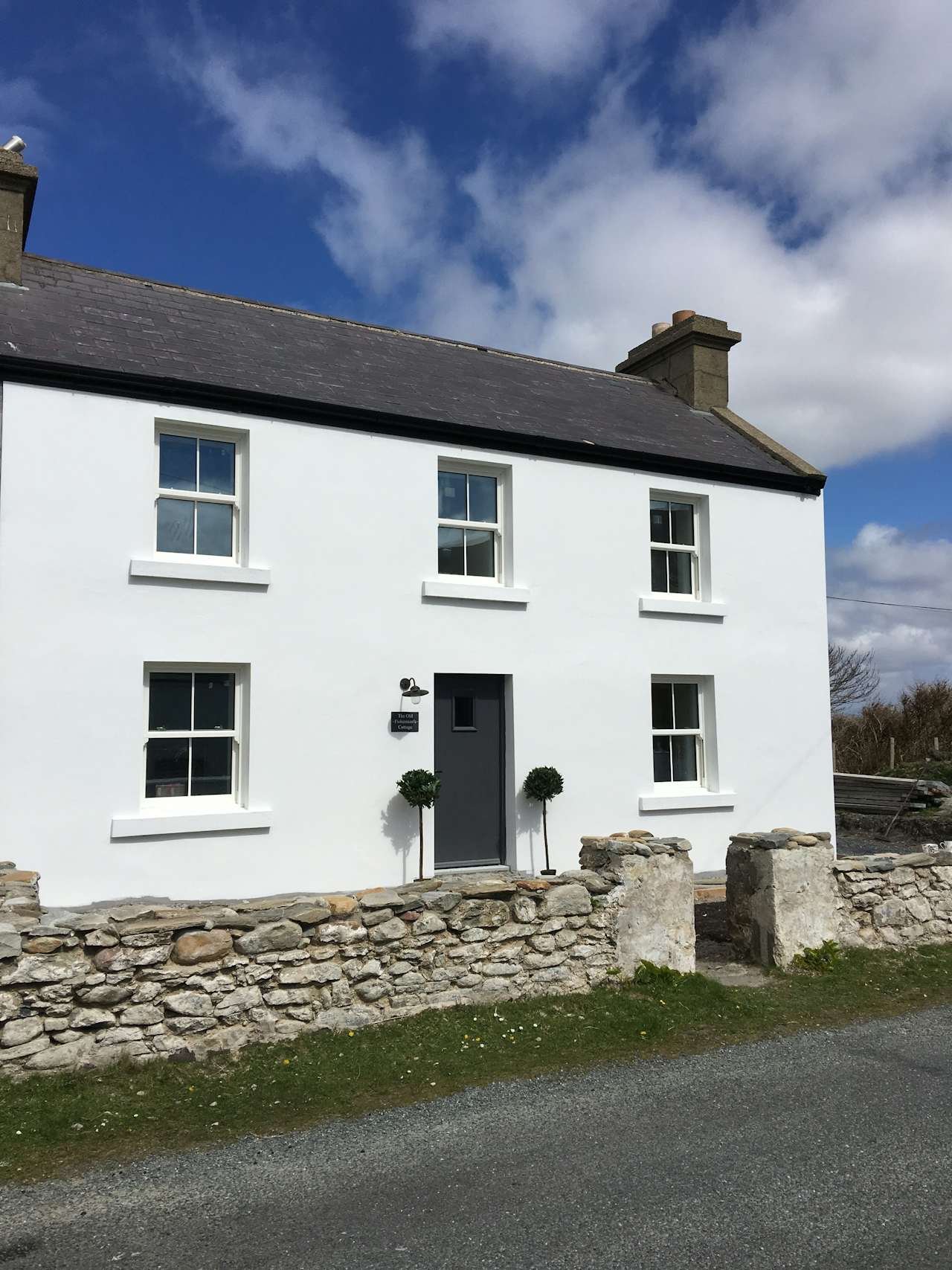 Photo 10 of 14 in 7 Vacation Rentals in Ireland That Put a Spin on the ...