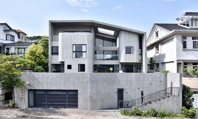 Photo 15 of 35 in 35 Modern Homes That Make the Case for Concrete - Dwell