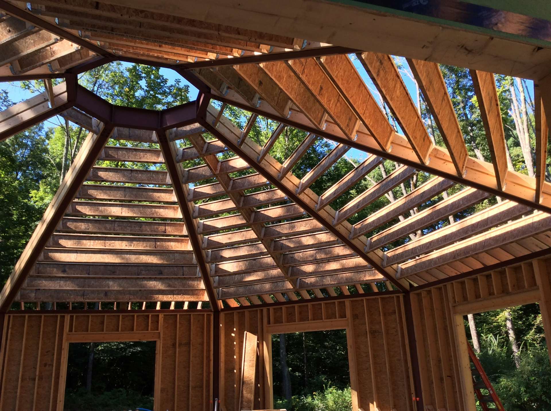 A Modern Octagonal Barn House in Upstate New York Asks $1.28M - Dwell