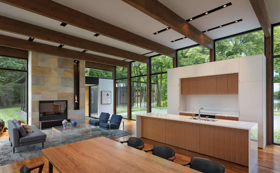 Photo 6 of 16 in This Glass House and "Shiny Shed" Merge With Nature in ...