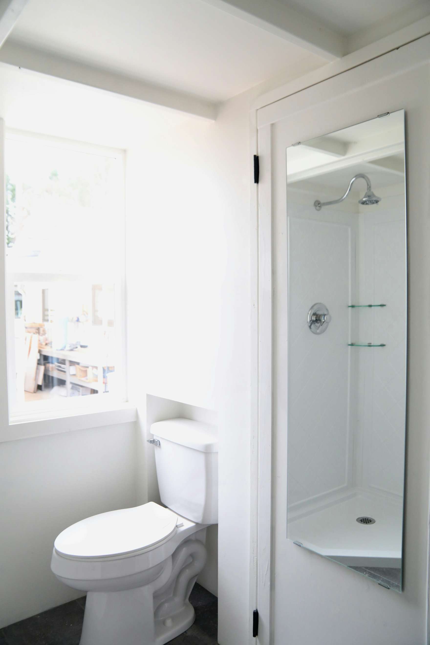 This Tiny Trailer Home Boasts Soothing Beach Vibes - Dwell