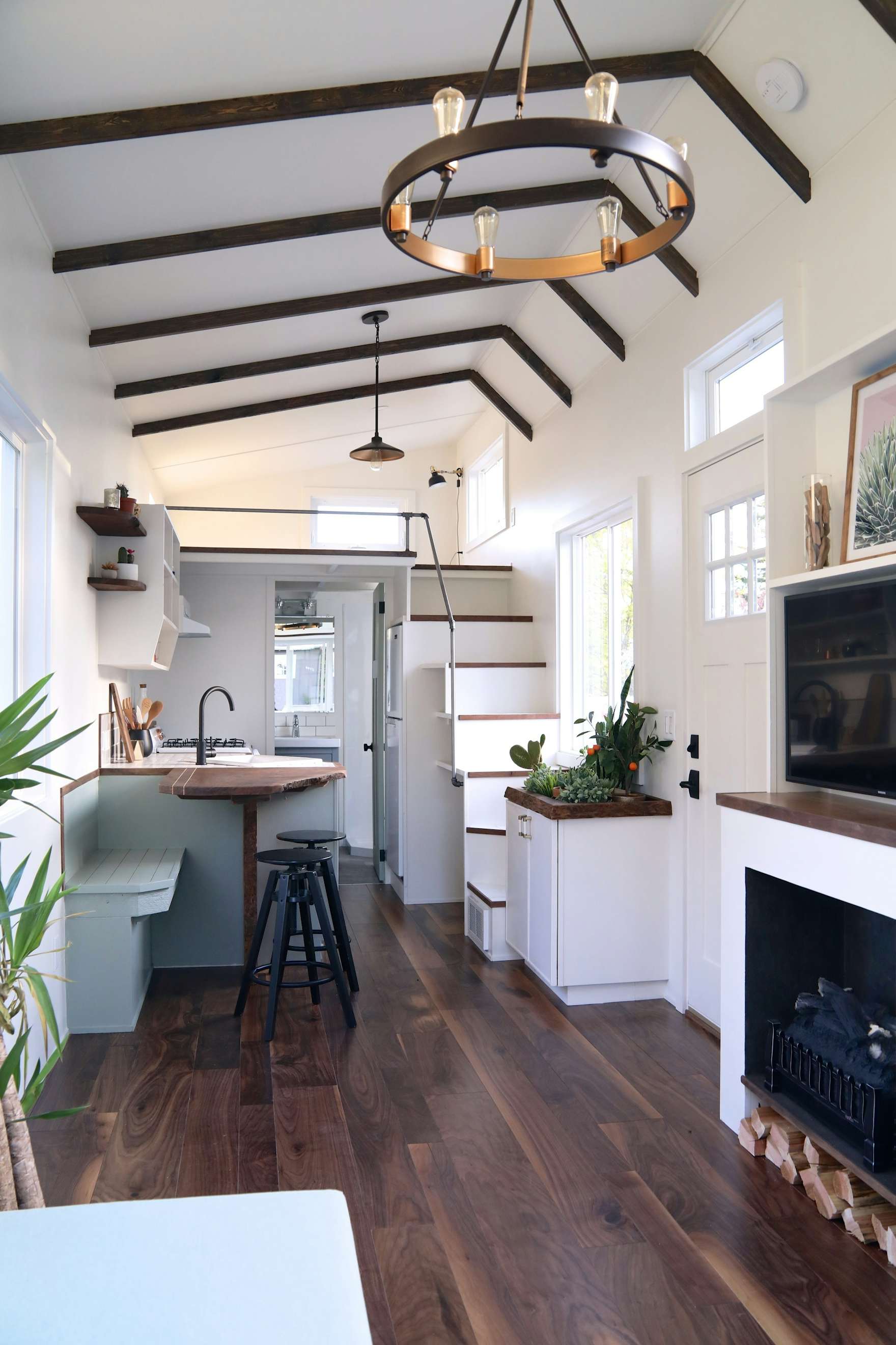 Photo 6 of 11 in Own This Stylish, Energy-Efficient Tiny Home For $69K ...