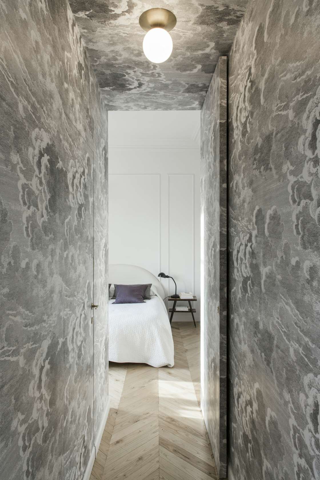 Photo 9 of 12 in A Historic Apartment in Rome Is Treated to a Dramatic ...