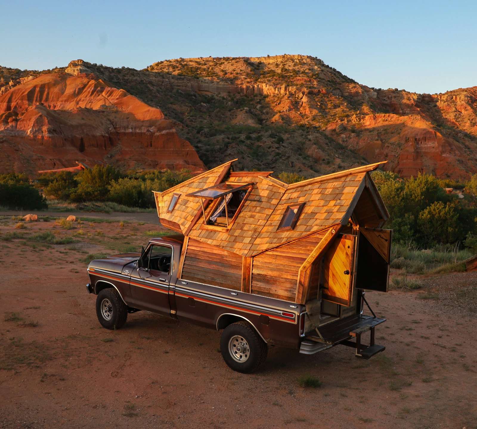 Photo 20 of 21 in Jacob Witzling’s Off-Grid Cabins Are Straight Out of ...