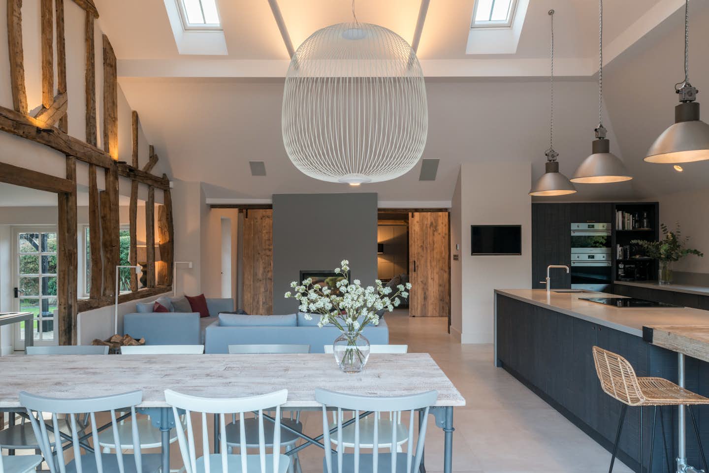 A Beautifully Renovated Barn House Reveals Rustic Roots in South East ...