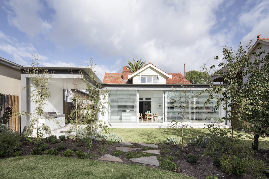 Outside In House by MODO Architecture - Dwell