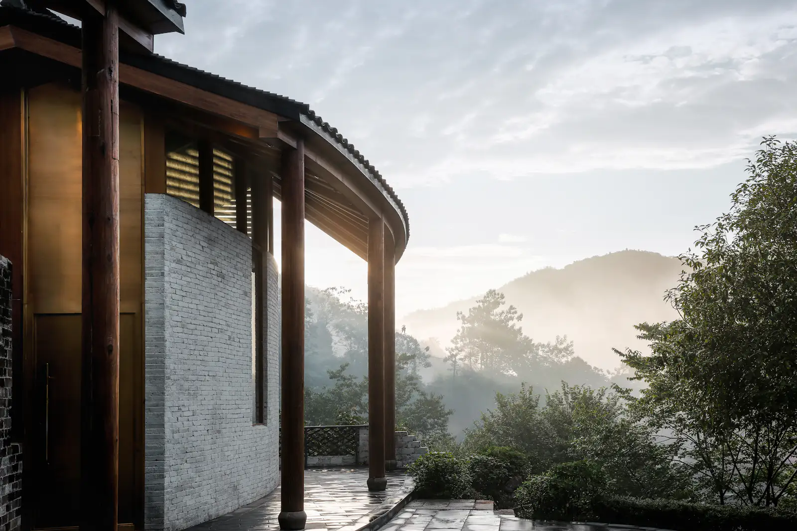 Photo 13 of 24 in An Amazing Home Rises From an Abandoned Ruin in China ...