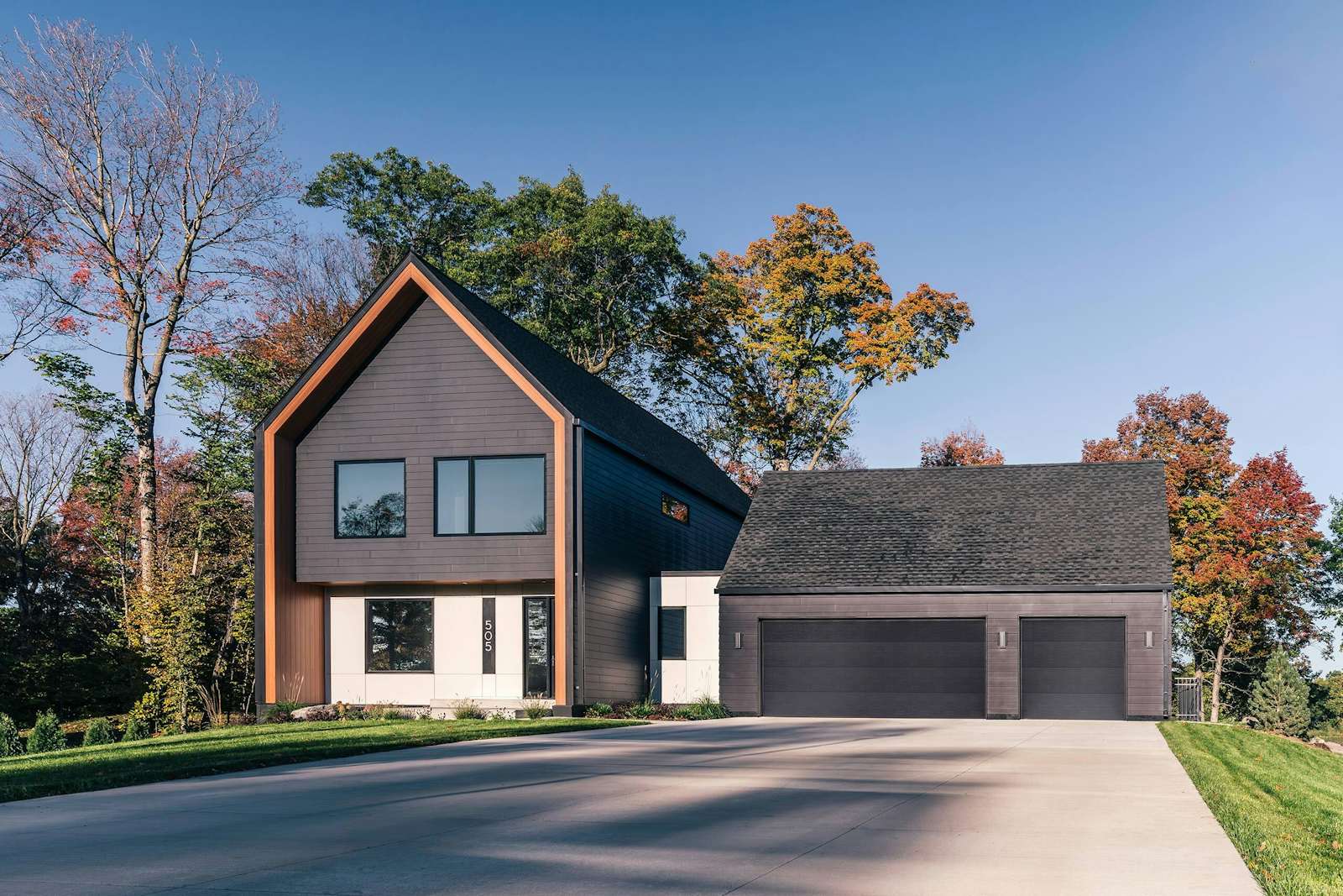 Lakeview Residence (8 Photos) - Dwell