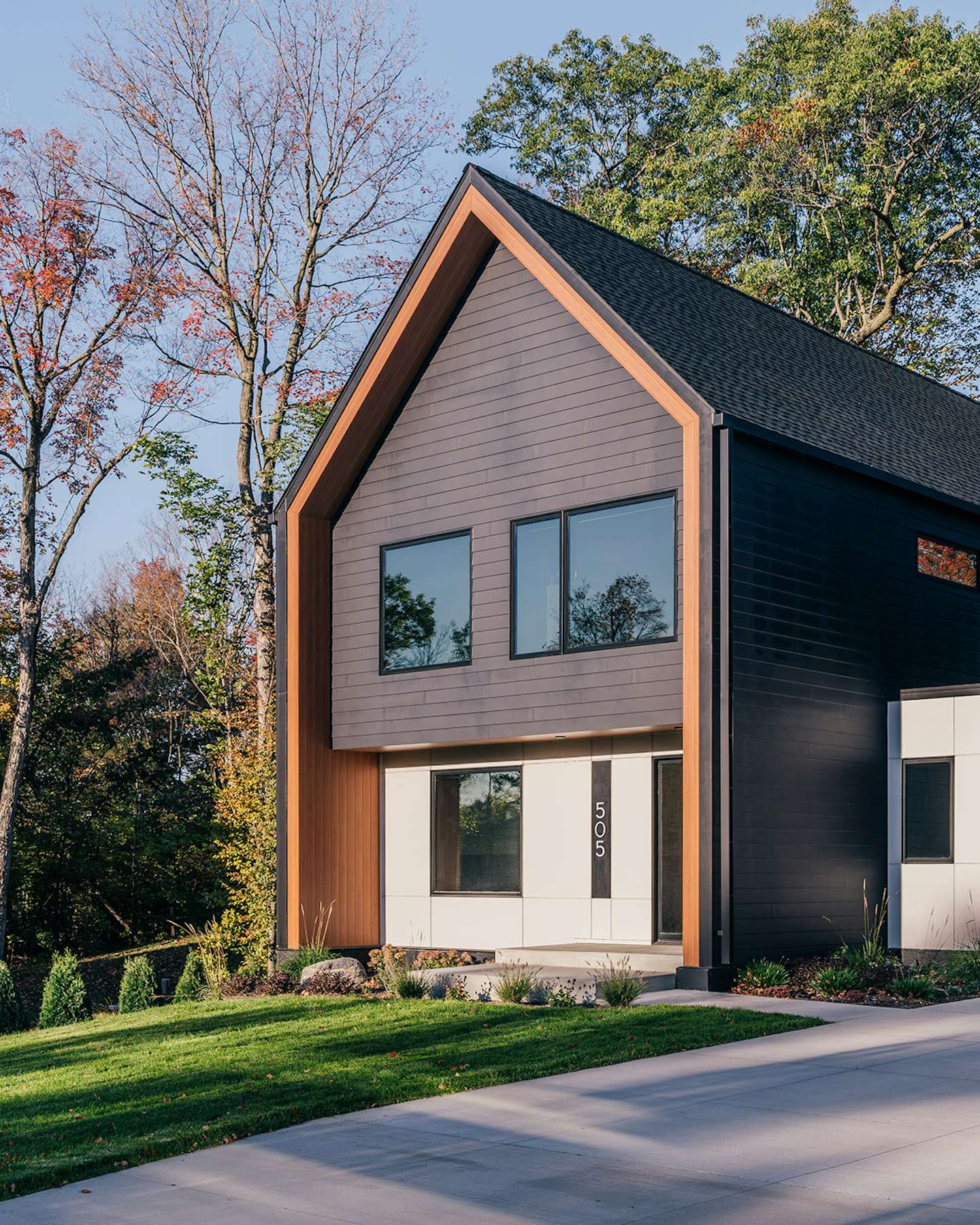 Lakeview Residence (8 Photos) - Dwell