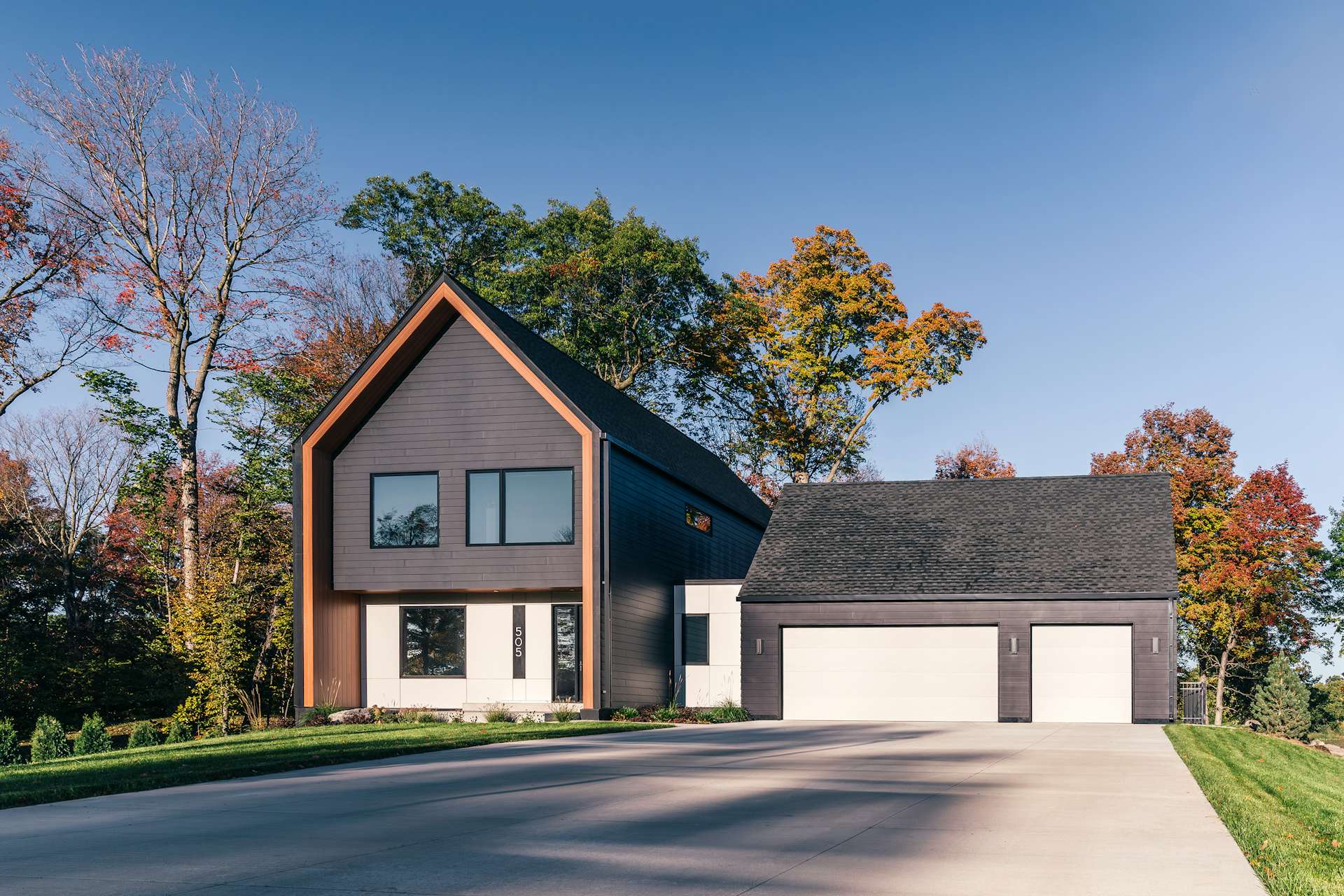 Lakeview Residence (8 Photos) - Dwell