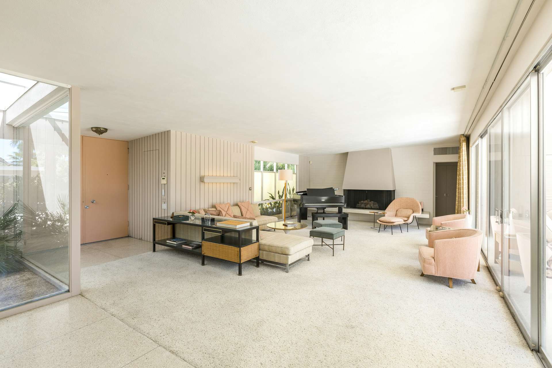 Mid Century Modern Time Capsule in Palm Springs (18 Photos) - Dwell