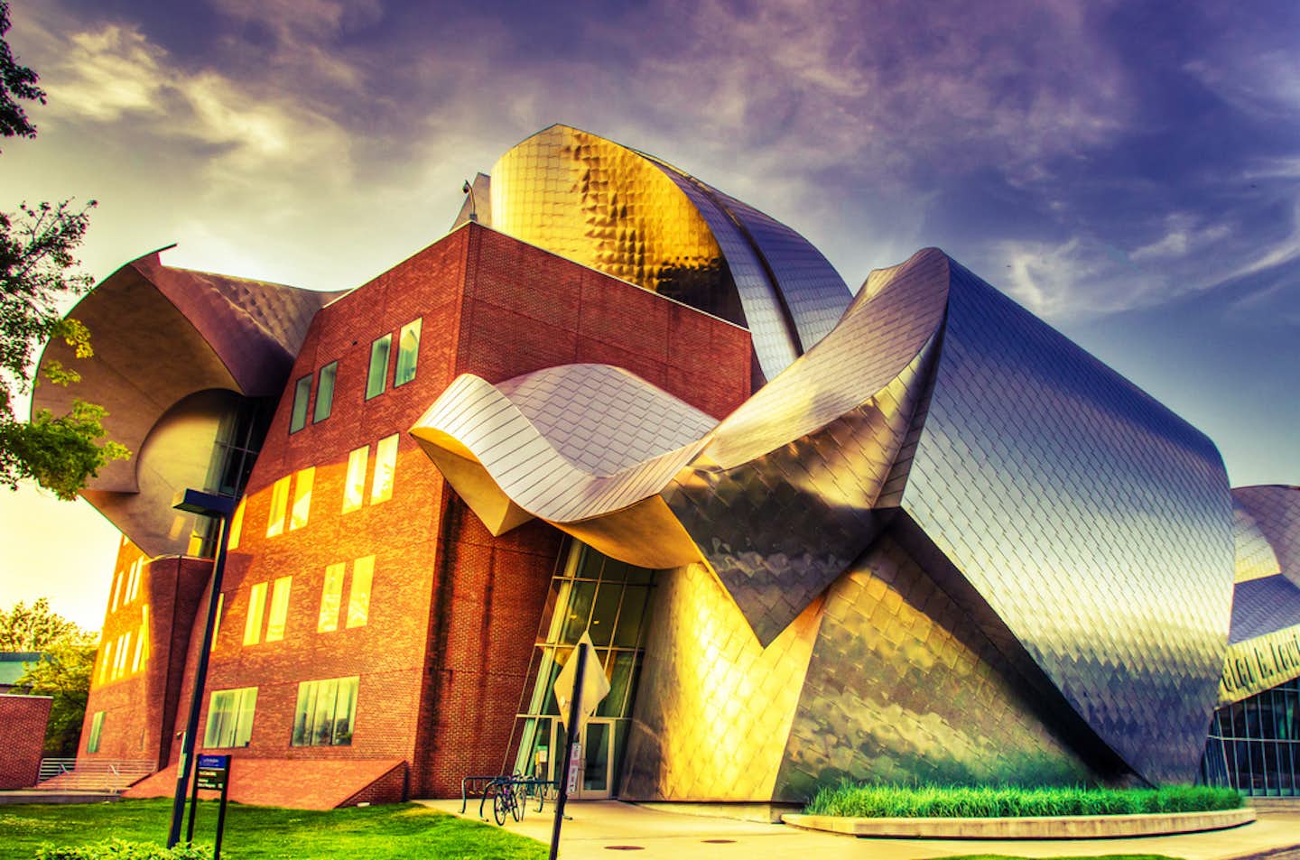 13 Iconic Buildings Designed by Frank Gehry - Dwell